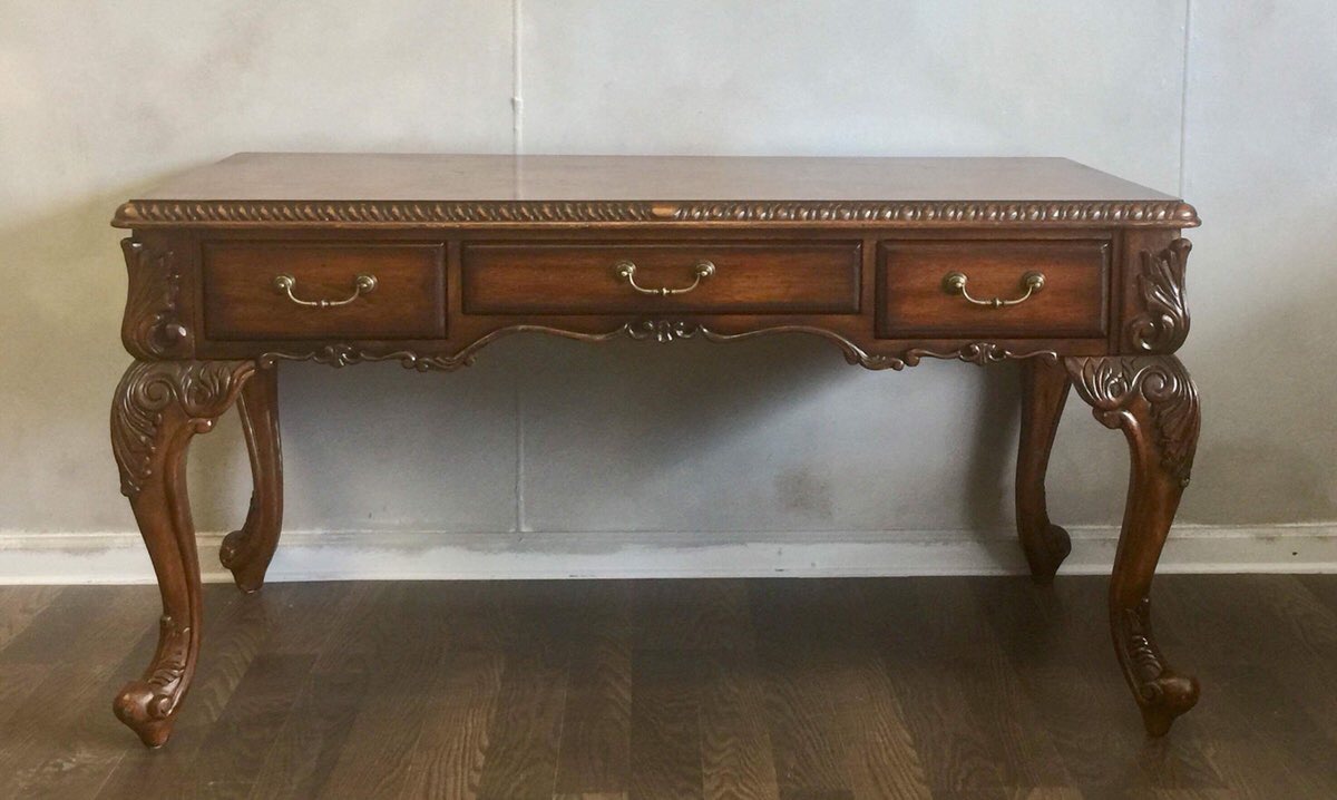 A Sneak Peek of my Cobalt Blue Desk | Jennifer Allwood